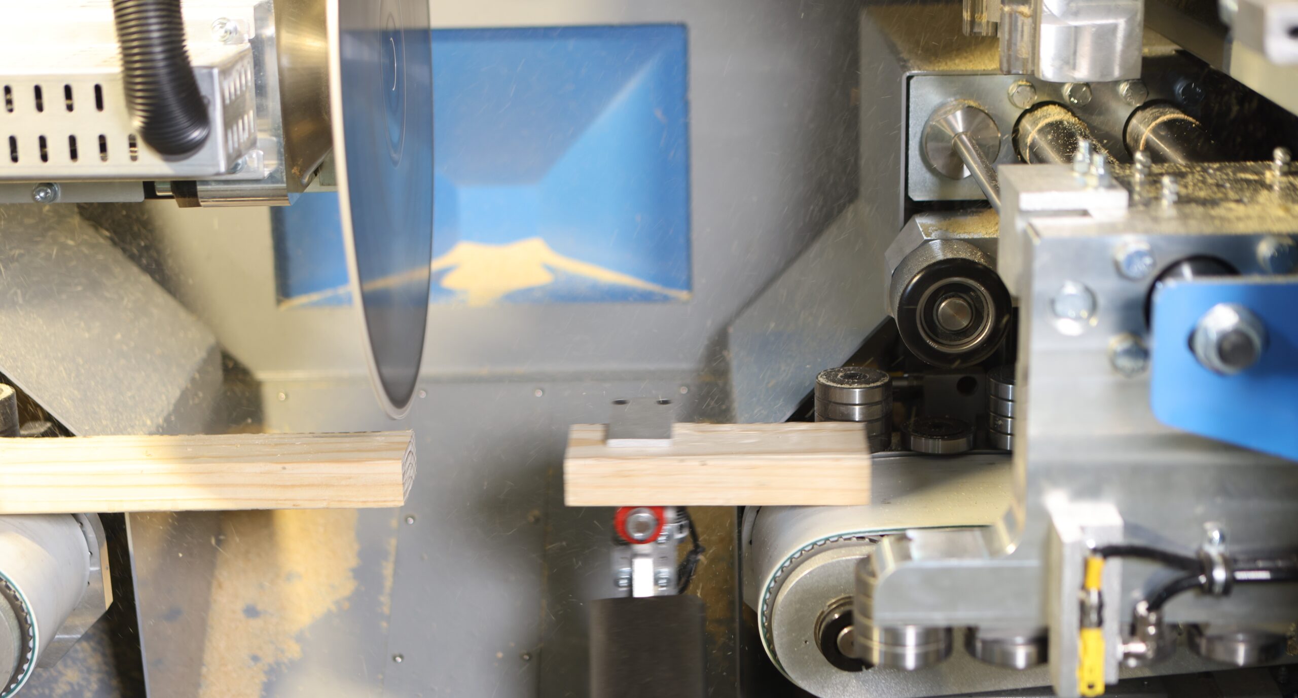 Alpine Linear Saw 5.0 - A New Standard in Small Parts Handling - Alpine ...